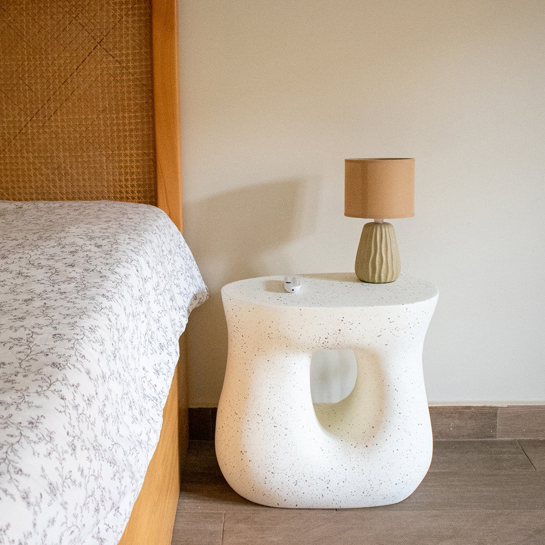 The Pebble Side Table – Kansoliving